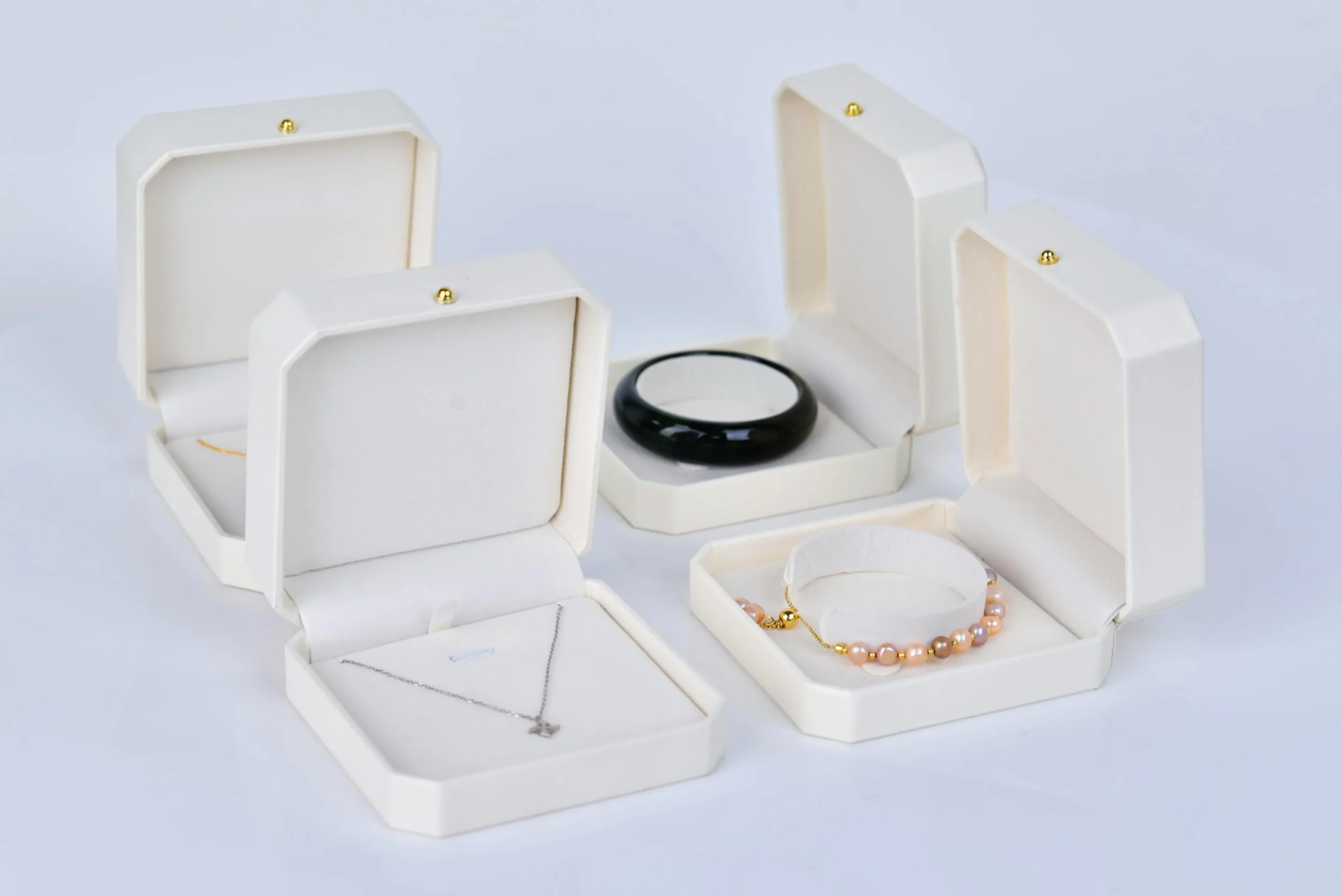 Sustainable Jewellery Packaging: A Sparkling Future for Ethical ...