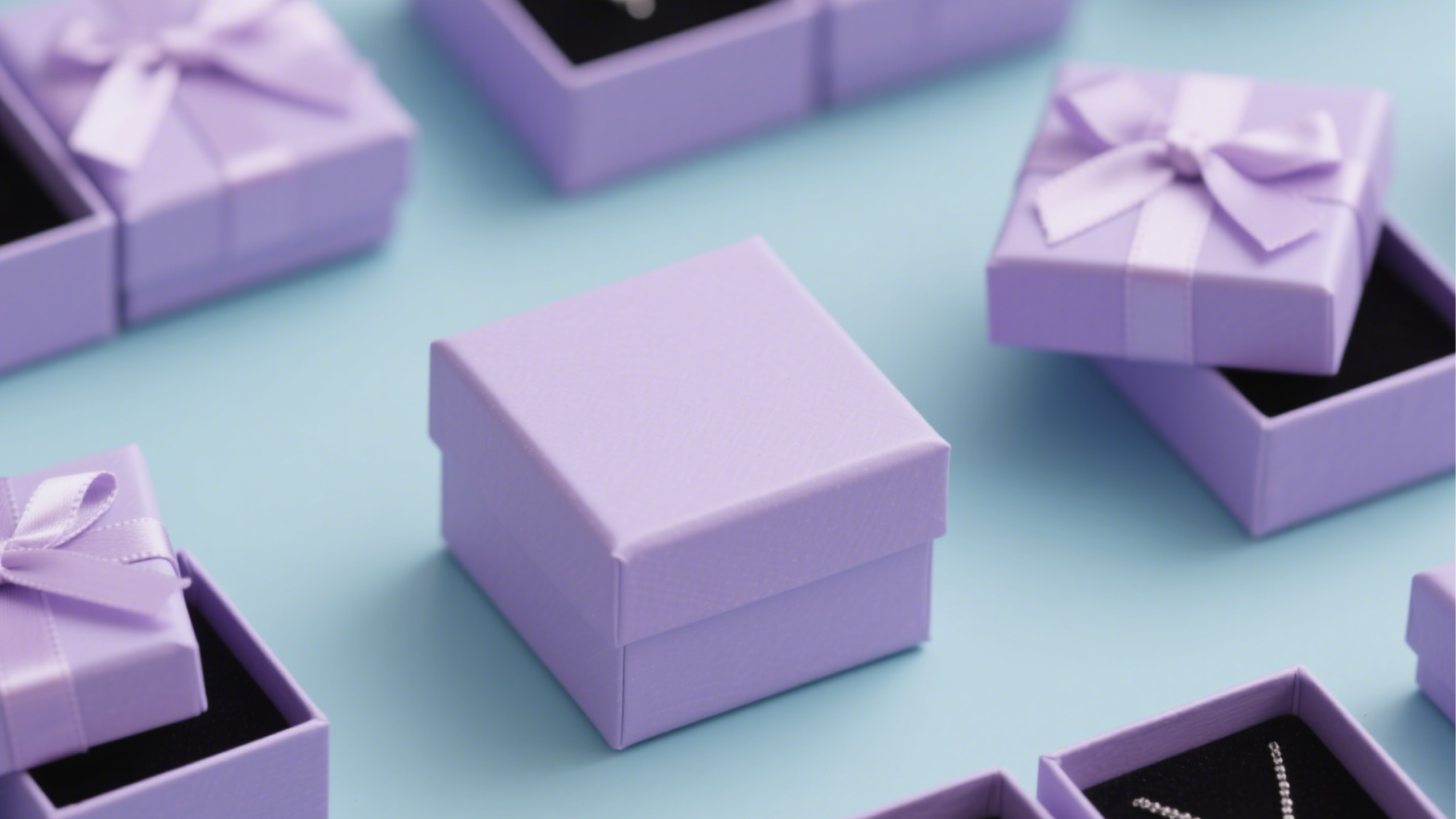 26 Gift Box Ideas & How to Create Your Own Gift Boxes in 2025 - Jewelry ...